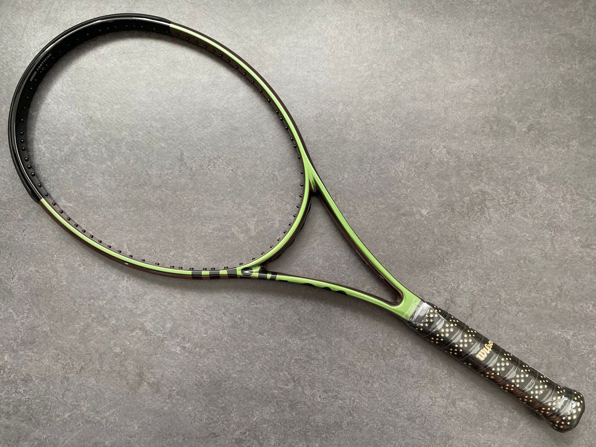 Wilson Pro Stock Blade 98 (18X20) – Pro Stock Tennis