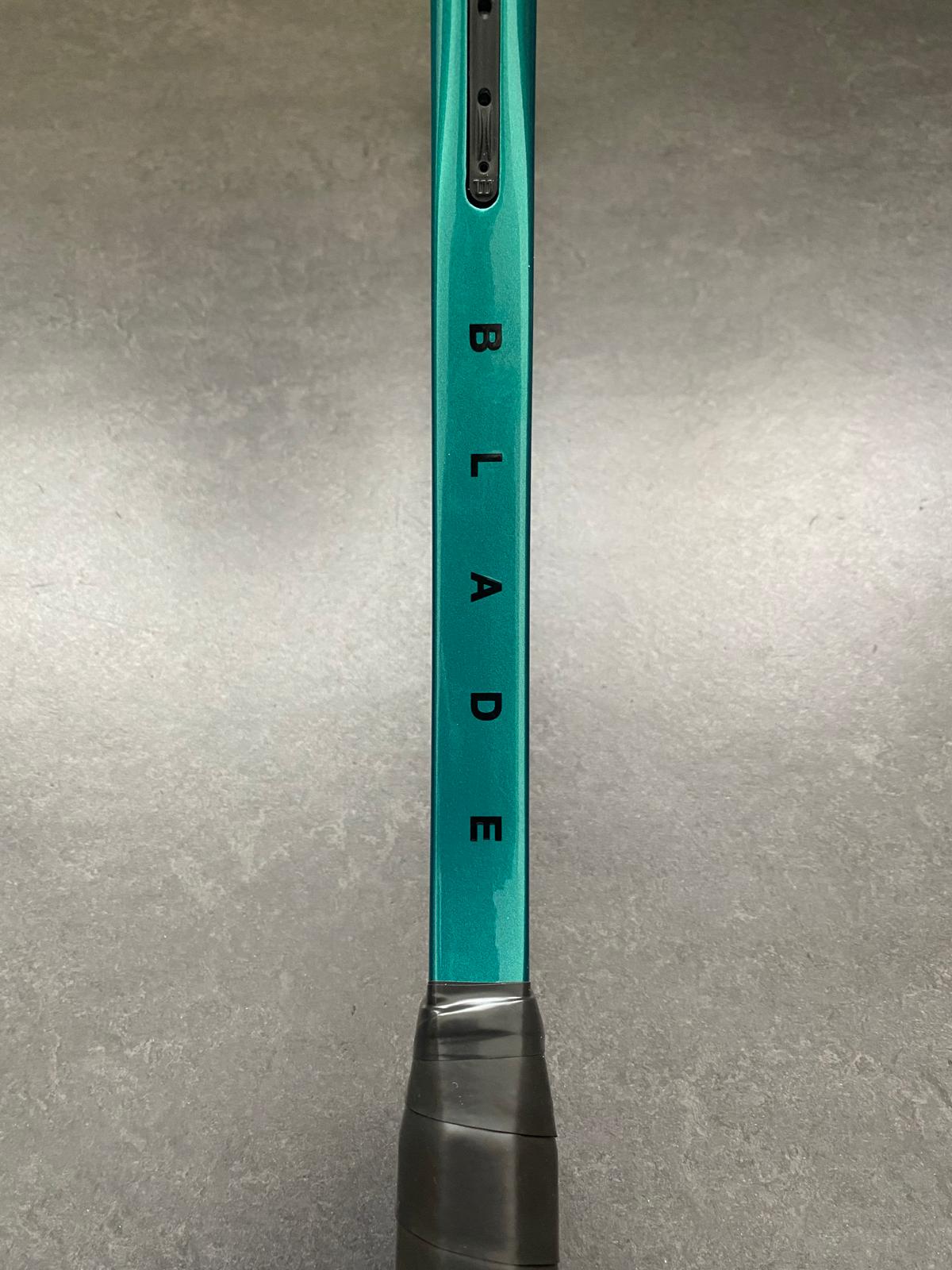 Wilson Pro Stock Blade 98 (18X19) – ProStockTennis