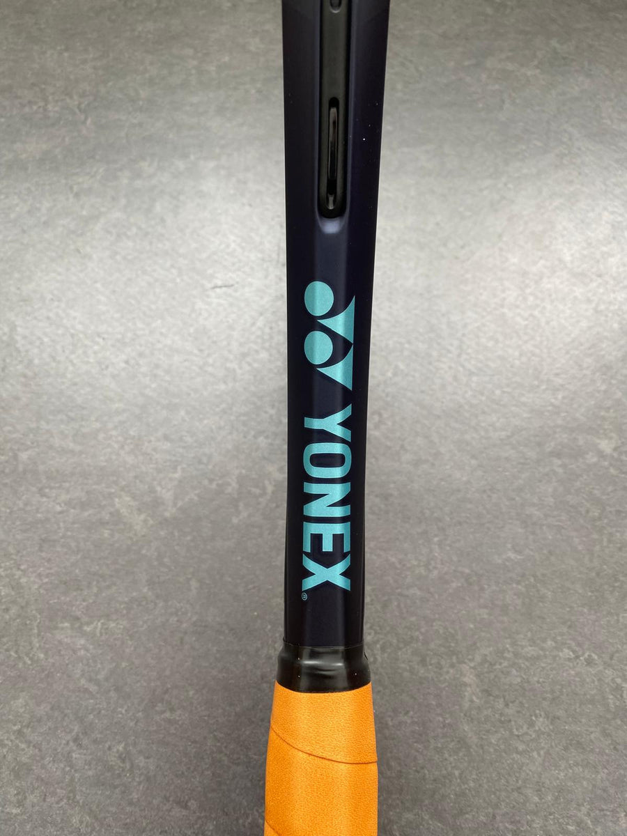Yonex Pro Stock EZONE 100 (16X19) – Pro Stock Tennis