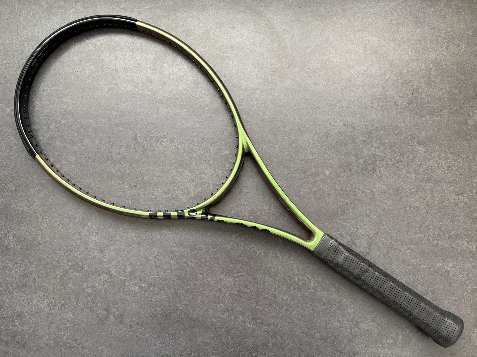 Wilson Pro Stock Blade 98 (18X20) – ProStockTennis