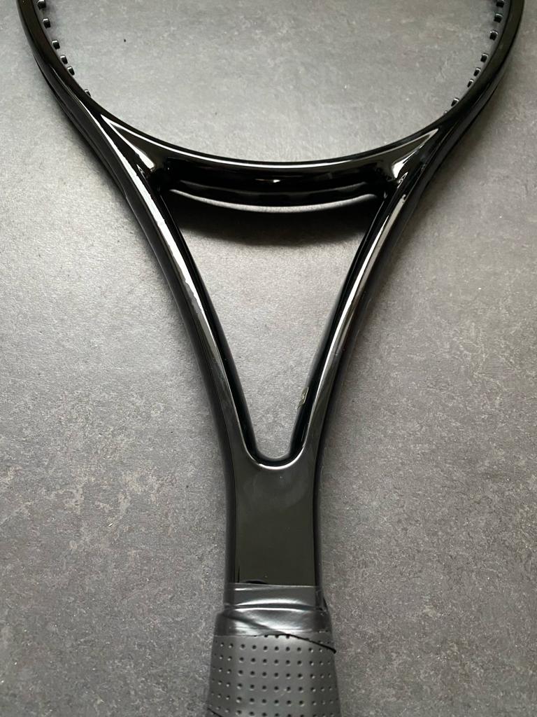 Wilson Pro Stock Six.One 95 XL (18X20) – Pro Stock Tennis