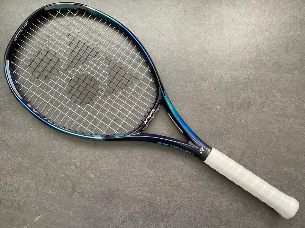 Yonex Pro Stock EZONE 100 (16X19) – Pro Stock Tennis