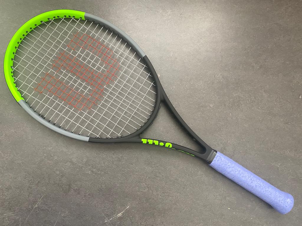 Wilson H22 Blade 98 (16x19) – ProStockTennis