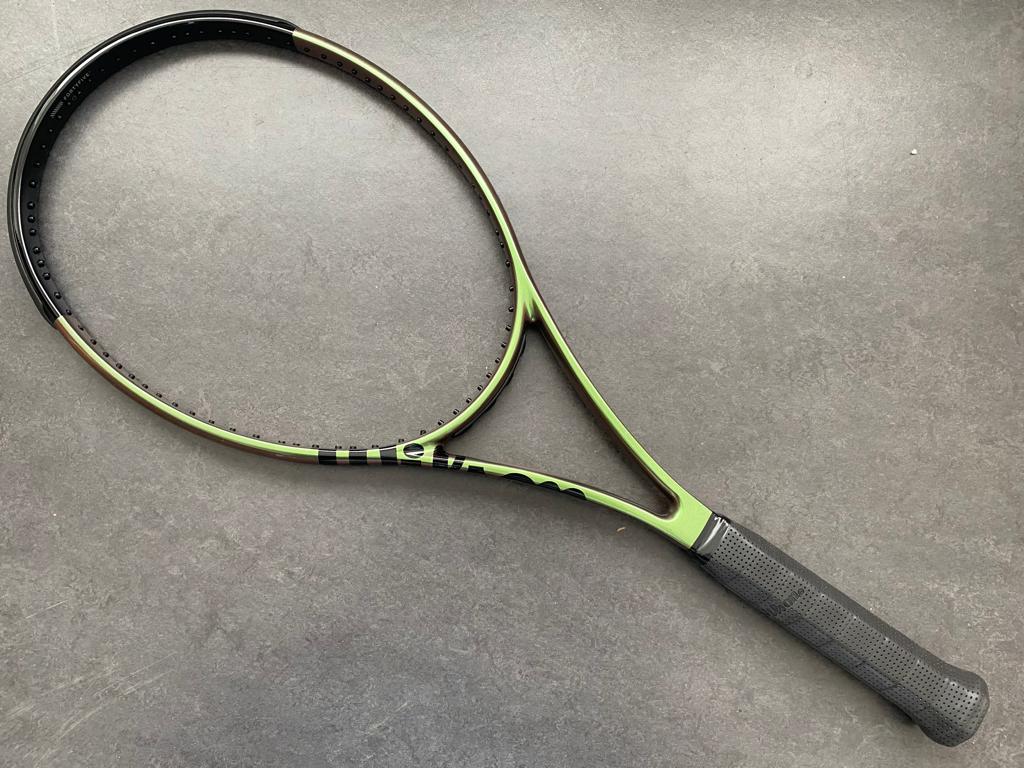 Wilson Pro Stock Blade 98 (18X20) – ProStockTennis